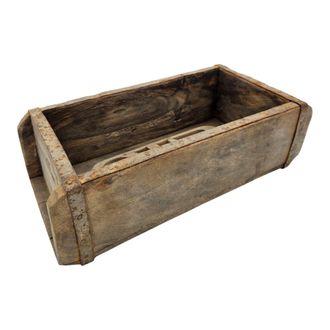 Meinposten Ziegelsteinform aus Holz - rustikale Holzkiste zum Bepflanzen - Altholz Blumenkasten - Backsteinform mit Metallbeschl&auml;gen - jedes St&uuml;ck EIN Unikat - H