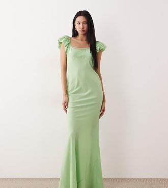 Asos Tall ASOS DESIGN Tall - Robe droite en tissu double &eacute;paisseur avec manches volant&eacute;es - Vert clair-Pas de couleur