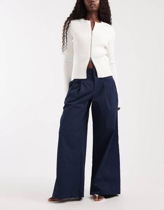 Vero Moda pantalon de costume large &agrave; plis profonds bleu marine