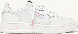 Autry SNEAKERS MEDALIST LOW CHANGBIN X AUTRY AUS LEDER IN WEISS UND ROSA