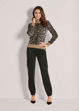 Madeleine Strickpullover Eleganter Jacquard-Pullover mit Animal-Design Wollpullover mit Stehkragen, Rippstrick und langen &Auml;rmeln