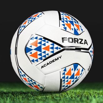FZ Forza Academy Fu&szlig;b&auml;lle - FIFA-Zertifiziert, langlebige Spiel- und Trainingsb&auml;lle, 6 Farboptionen & Multipacks (Wei&szlig;/Blau/Orange, Gr&ouml;&szlig;e 5 - 3er Packung)