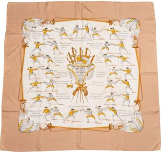 Herm&egrave;s T&uuml;cher & Schals - Hermes Classic Traite Des Armes Silk Carre 90 Sc - Gr. unisize - in Braun - f&uuml;r Damen