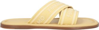 Ferragamo SCHUHE - Sandalen auf YOOX.COM