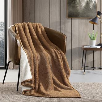 Eddie Bauer Überwurfdecke, ultraweiche Plüsch-Sherpa-Heimdekoration, wendbare Ganzjahres-Bettwäsche (einfarbig/elfenbeinfarben, 50 x 60)