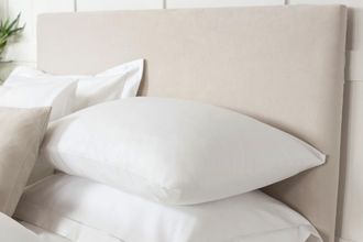 Belledorm Kopfteil-Wickeltuch - verwandelt ein trist aussehendes Kopfteil - luxuri&ouml;ses Wildlederimitat - 70 cm H&ouml;he (Leinen, Super-Kingsize-Bett)