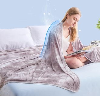 Emme Kühldecke Kühlende Decke, Arc-Chill Q-Max>0.5, 274 x 228 cm, 2 in 1 Doppelseitige Dünne Sommerdecke, Leicht Atmungsaktiv Tagesdecken, Sofa Decken,Bett