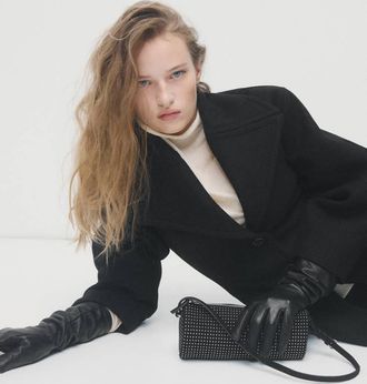 Mango Sac port&eacute; &eacute;paule ovale &agrave; clous noir - Femme - Taille unique - MANGO