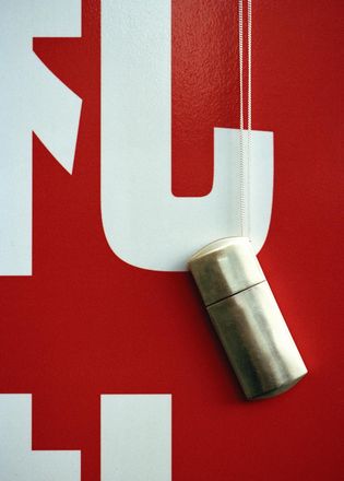 Mango Collier pendentif m&eacute;daillon m&eacute;tallis&eacute; argent - Femme - Taille unique - MANGO