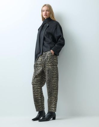 Mango kurze Jacke mit abnehmbarem Schal in Anthrazit-Grau