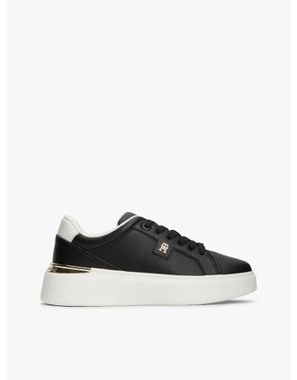 Tommy Hilfiger Leder-Sneaker in Schwarz mit Plateausohle und TH-Monogramm in Metallic-Optik