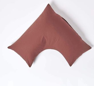 Homescapes 2er-Set Perkal-Bezug für Lagerungskissen V-Form braun 38x76 cm, Kissenhülle 100% ägyptische Baumwolle, Fadendichte 200