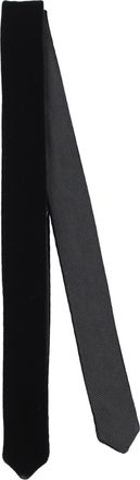 Giorgio Armani ACCESSOIRES - Krawatten & Fliegen auf YOOX.COM