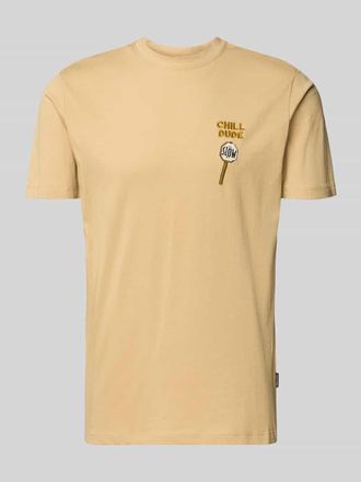 Blend Regular Fit T-Shirt mit Statement-Stitching Modell Kameron