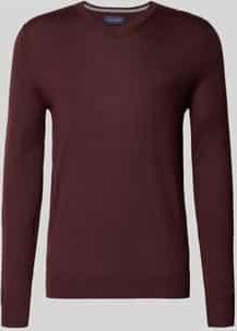 Christian Berg Strickpullover aus Merino-Mix mit V-Ausschnitt