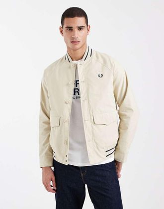Fred Perry Umpire - Bomber avec logo et col &agrave; liser&eacute;s - Blanc cass&eacute;