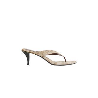 Gucci Vittoria Thong sandals