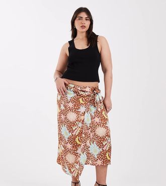 Never Fully Dressed Plus Jaspre - Midi-Wickelrock aus Satin mit seitlichem Bindedetail, Rehkitzfell- und Sternmuster-Brown