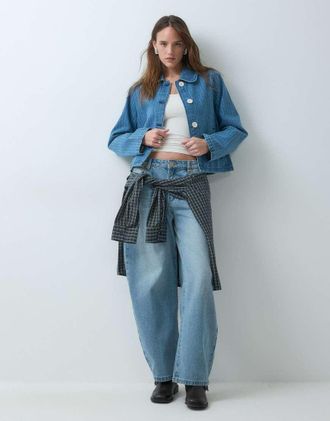 Reclaimed Vintage Denim-gestreifte Jacke in Mittelblau