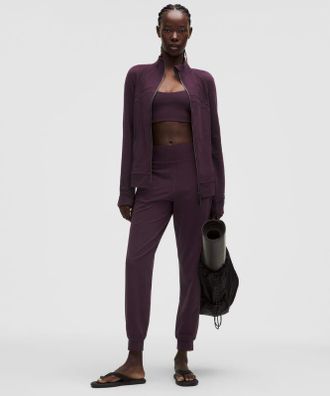 lululemon Align Jogginghose mit hohem Bund Normale L&auml;nge f&uuml;r Frauen - Gr&ouml;&szlig;e 10 in Black Plum