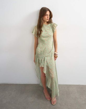 Topshop Robe longue en mousseline &agrave; pois avec ourlet asym&eacute;trique et d&eacute;tail smock&eacute; - Vert