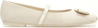 Ferragamo Femme, Chaussures, Blanc, Taille: 40 1/2 EU New Ballerines en Agneau avec Vara