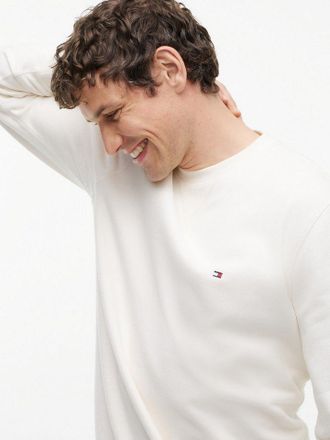 Tommy Hilfiger Sweatshirt ESS SEASONAL FLEECE CREWNECK mit Rundhals und Stickerei unifarben, casual, regular fit, Baumwollmix, Rundhals