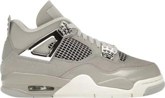 Nike Femme, Chaussures, Gris, Taille: 43 EU 4 Retro Frozen Moments