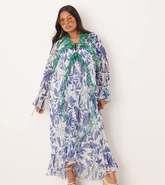 Hope & Ivy Robe transparente longueur mollet avec volants et imprim&eacute; palmiers - Bleu et blanc