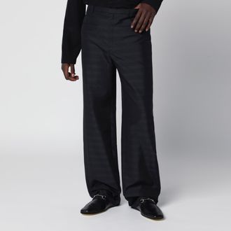 Gucci Weite schwarze und graue Seidenhose