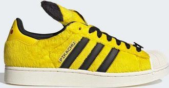 adidas Originals Adidas pokemon superstar ii chaussures en jaune / jaune / core black