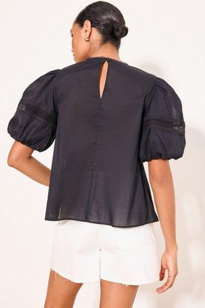 Lipsy T-Shirt Lipsy Oberteil mit Spitze, Biesen und Puff&auml;rmeln (1-tlg)