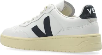 Veja Leather Low-Top Sneakers - White