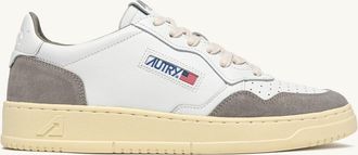 Autry BASKETS MEDALIST LOW EN CUIR BLANC ET DAIM VAPOR
