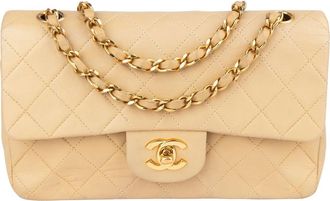 Chanel Crossbody Bags - Chanel Quilted Lambskin 24K Gold Small Double Flap - Gr. unisize - in Beige - f&uuml;r Damen