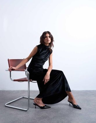 Topshop Robe longue effet velours à col montant - Noir