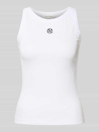 Moss Copenhagen Tanktop in Ripp-Optik mit Label-Stitching Modell Gubbe