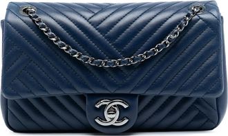 Chanel Hobo Bags - Small Lambskin CC Crossing Flap - Gr. unisize - in Blau - f&uuml;r Damen
