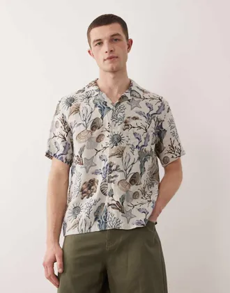 GANT Gemustertes Hemd in Beige mit offenem Kragen-Neutral