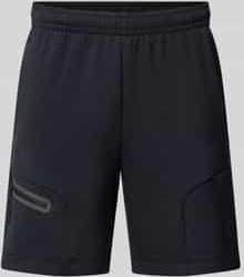 Under Armour Shorts mit Rei&szlig;verschlusstasche