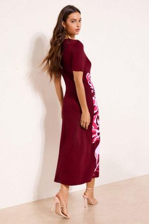 Lipsy Midikleid Lipsy Kurzarm-Strick-Midikleid, Print, Kurzgr&ouml;&szlig;e (1-tlg)