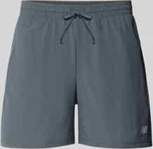 New Balance Shorts mit elastischem Bund und Logo