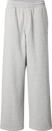 Weekday Hose