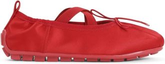 Simone Rocha Satin-Finish Ballerina Flats With Pleated Detailin - Gr. 36 (EU) - in Rot