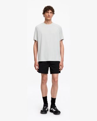 Arket ACTIVE Leichte Shorts -Schwarz