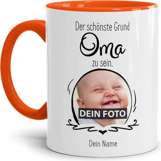 Tassendruck Tasse mit Spruch - Der schönste Grund Oma zu sein - Personalisierbare Keramiktasse mit Namen und Foto - Geschenk Oma - Innen & Henkel Orange, 300 ml