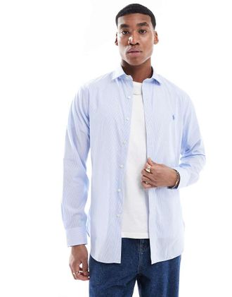 Polo Ralph Lauren Schmal geschnittenes, elegantes Popeline-Hemd mit Streifen in Blau/Wei&szlig;, Kragen und Markenlogo
