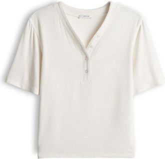 OPUS Kurzarmshirt mit feiner Rippe Femininer Ausschnitt mit leichter Transparenz