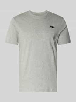 Nike T-Shirt mit Label-Stitching