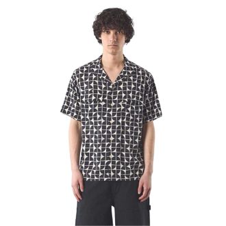 Pretty Green Bauhaus Hemd f&uuml;r Herren, Regul&auml;r, kurz&auml;rmlig (Schwarz)